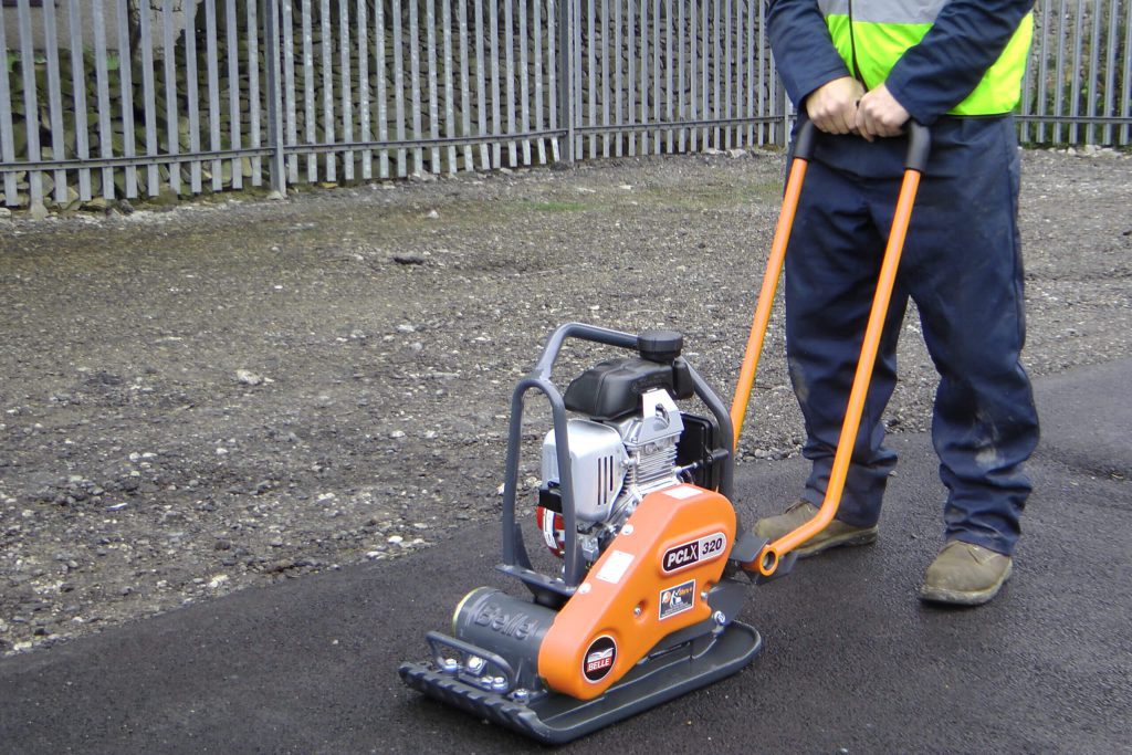 Vibrating Plate - Small - Miles Hire